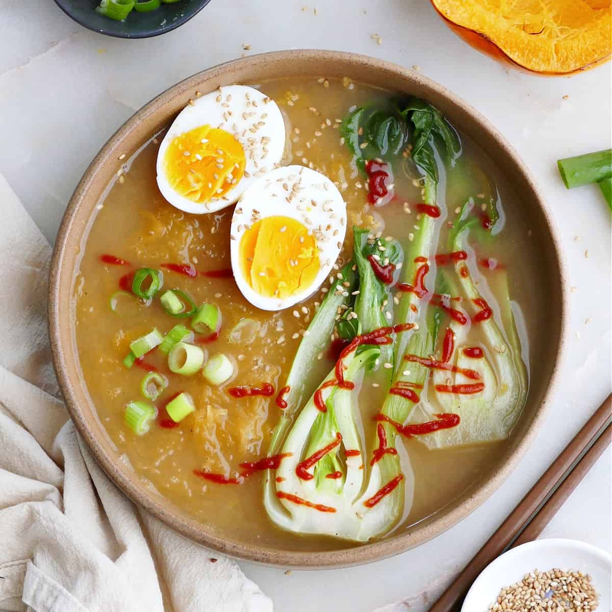 Spaghetti Squash "Ramen" (Healthy Ramen-Inspired Noodles) - It's a Veg ...