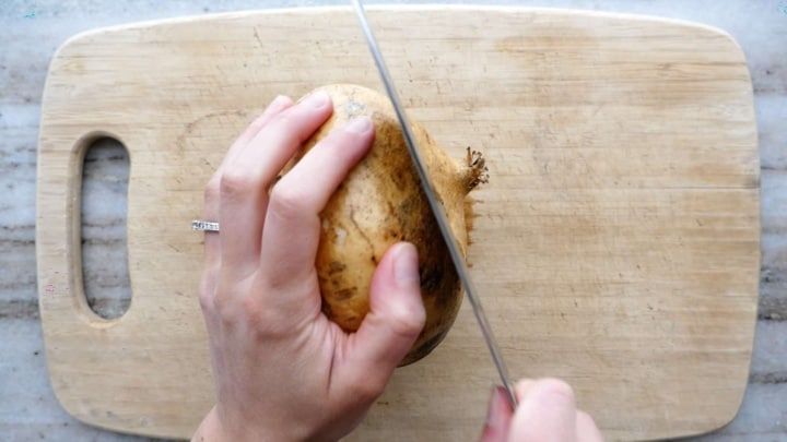 How to Cut Jicama (Photos and Video) - It's a Veg World After All®