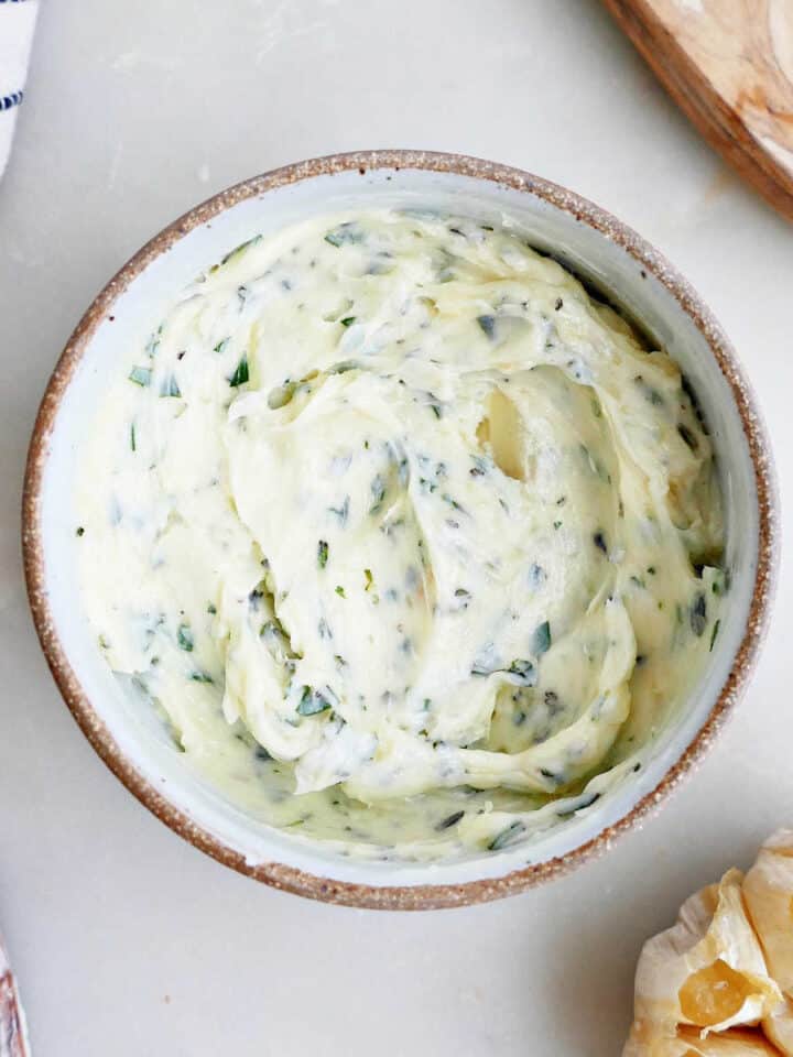 Roasted Garlic Olive Oil For Dipping It S A Veg World After All