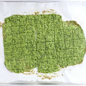 Spinach Veggie Crackers Recipe - It's a Veg World After All®