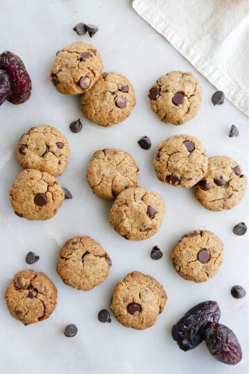 Healthy Date Cookies - It's a Veg World After All®
